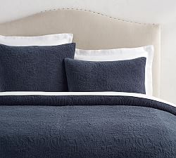 Quilts & Coverlets | Pottery Barn