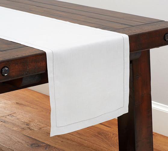 Tablecloths, Table Runners & Table Linens | Pottery Barn